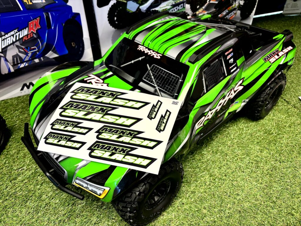 Maxx Slash Logo Sticker - Groen BRPD1054