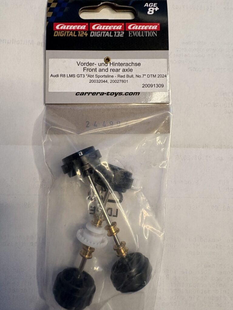 Carrera 132 Front & Rear Axle Set McLaren 720S GT3 91041