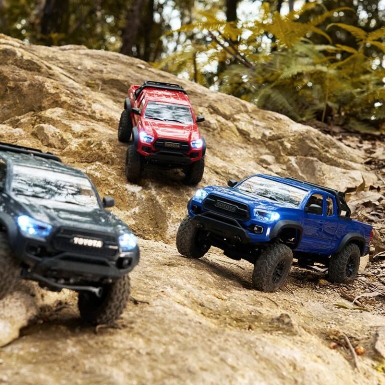 FMS 1/24 Toyota Tacoma RTR Mini Crawler Blauw FMS12451RTR-BU